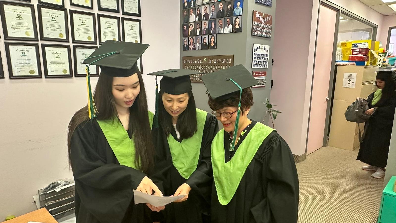 2023- Students Solo Photography Session - Graduation Ceremony - Pharma ...