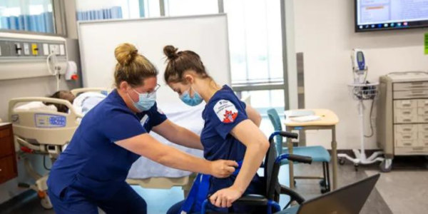 Personal Support Worker Program in Canada | Pharma Medical